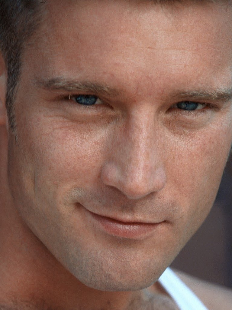 MAN AMAZING MAN: Ryan Zane 2