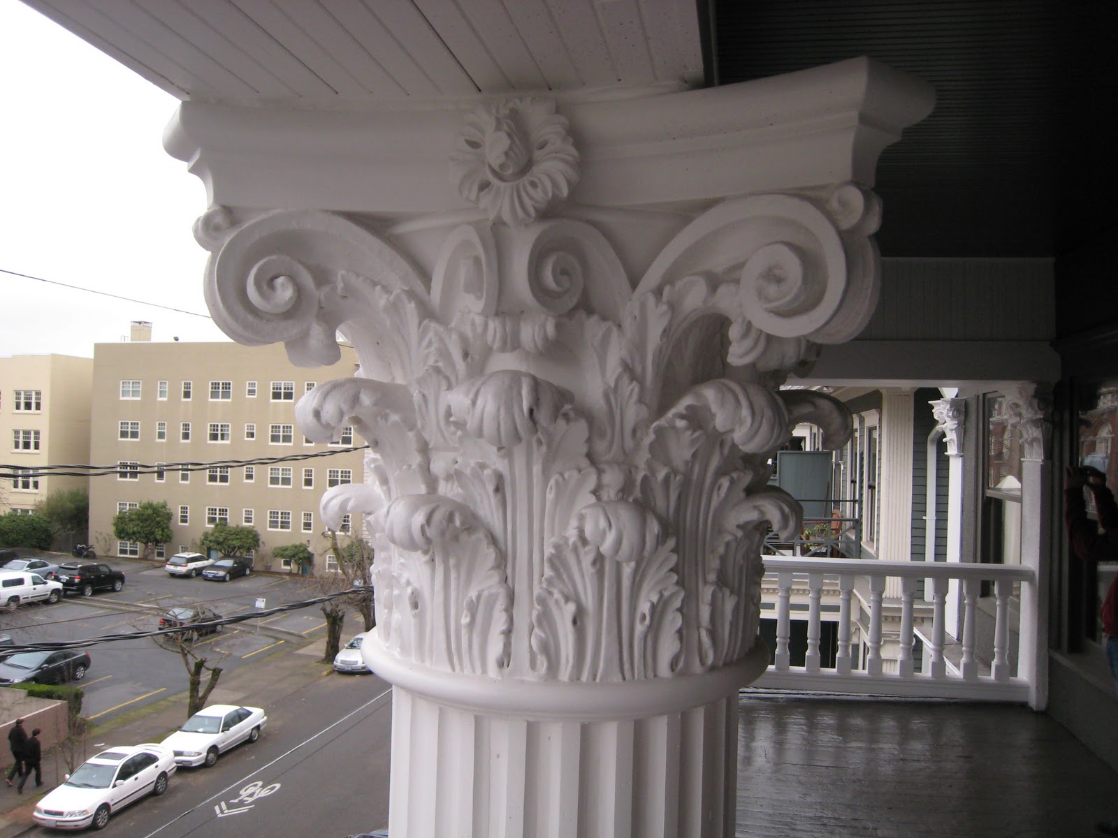 Shadows On Stone: Sculpture and Corinthian Capitals