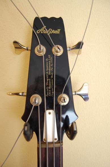 Bass attack equipments !!!: Cliff Burton