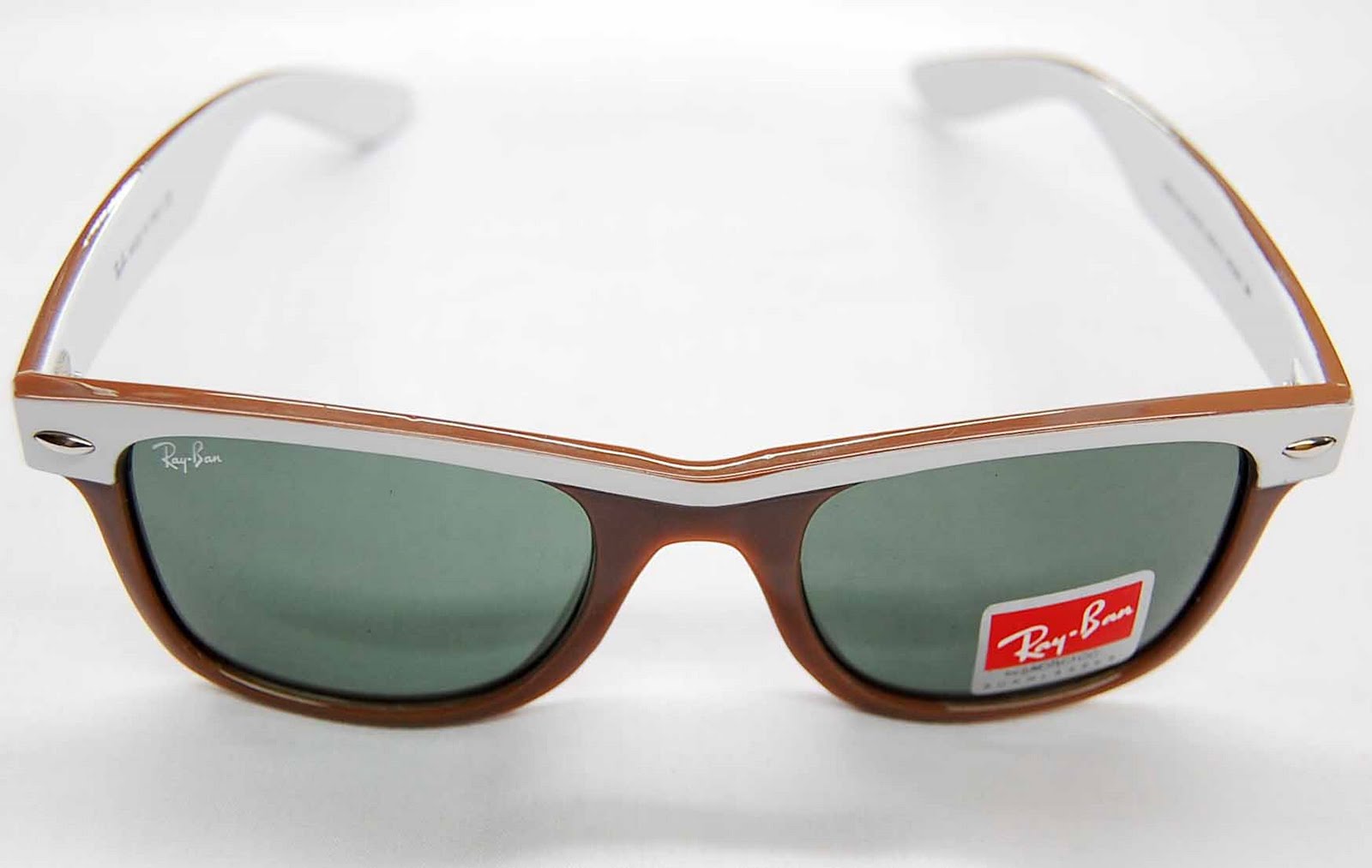 BOMBASTIC RAYBAN: Ray-Ban Wayfarer II 2143