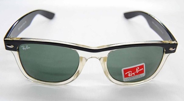 BOMBASTIC RAYBAN: Ray-Ban Wayfarer II 2143