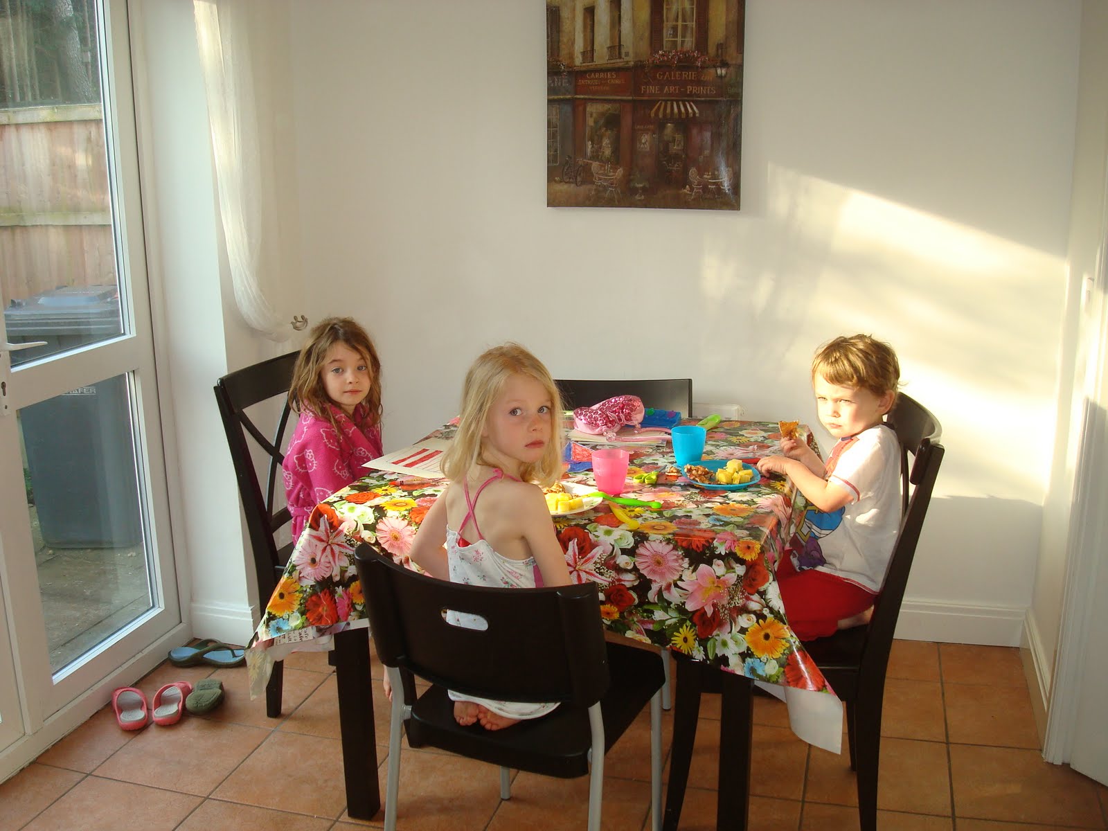 Life in Leicester: 1st Sleepover for S.