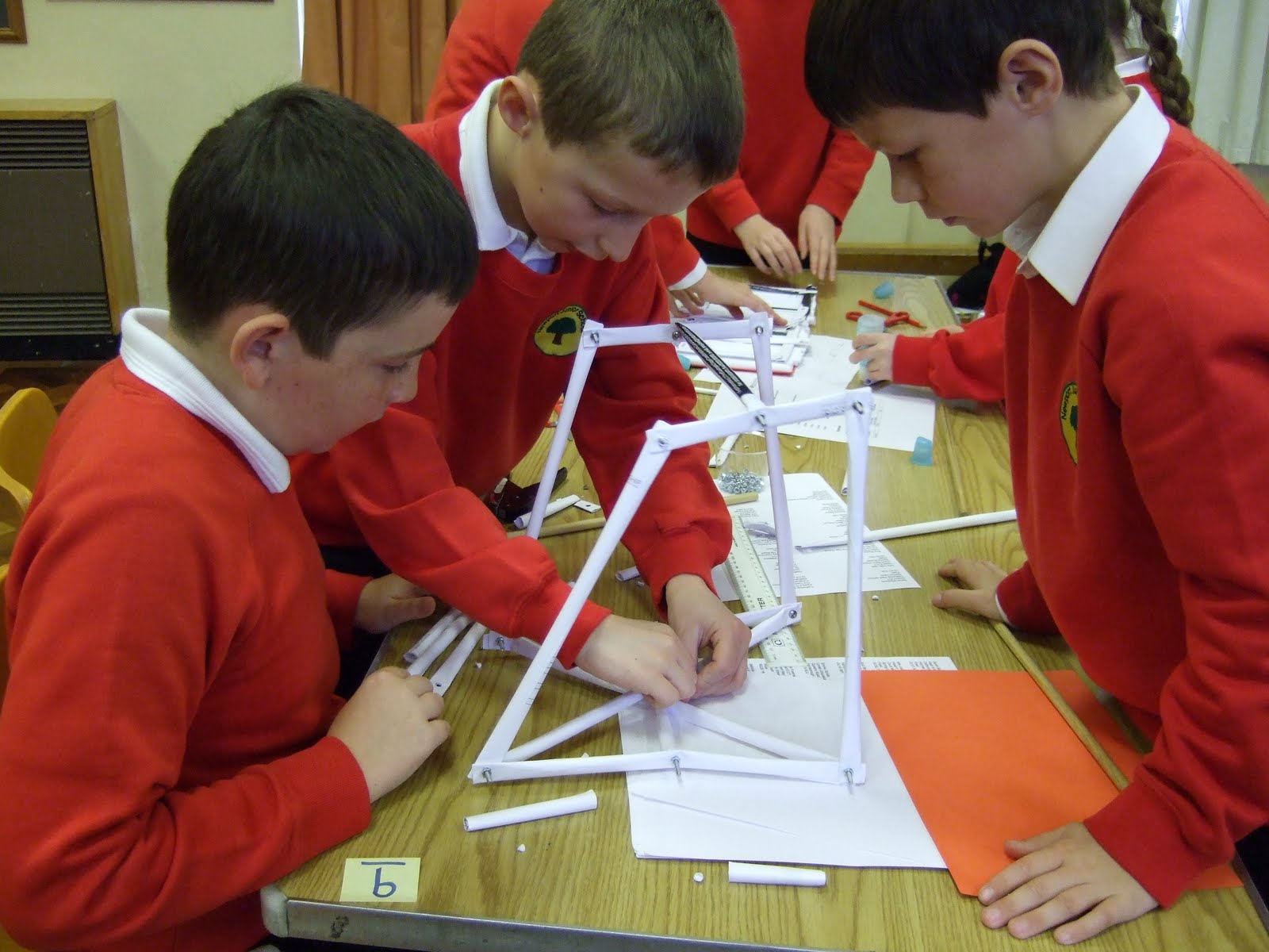 Alderwood Junior School: Terrific Year 6 Team Work Wins Prize