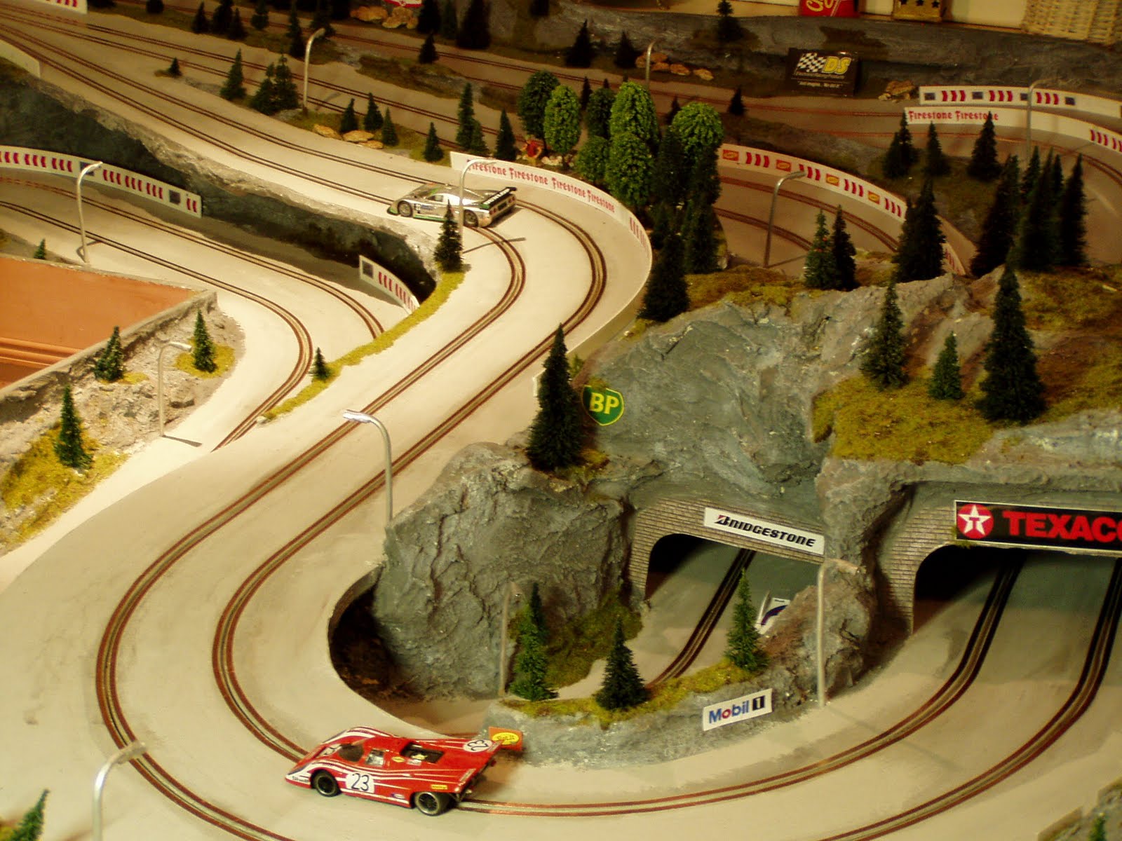 Het Souterrain (Marc Stouten): Mijn eerste racebanen