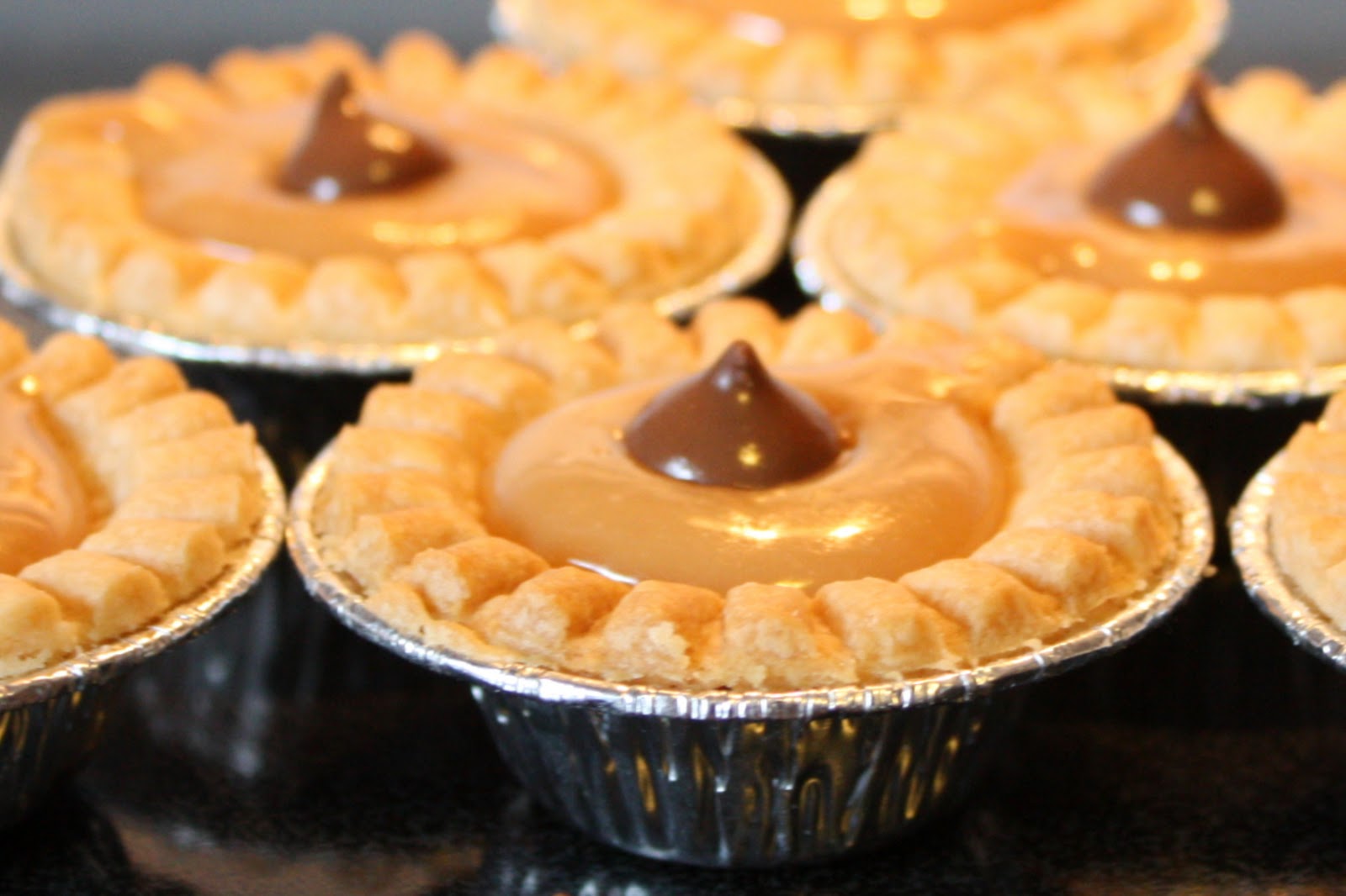 Marni LuHu: on the fifth day of christmas... and Toffee Tarts!