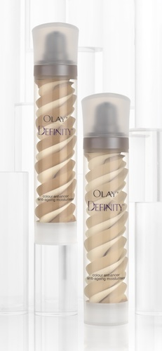 "BELLEZA Y MODA": OLAY Definity Colour Enhancer