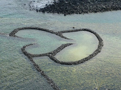 TYWKIWDBI ("Tai-Wiki-Widbee"): Stone fishing weirs