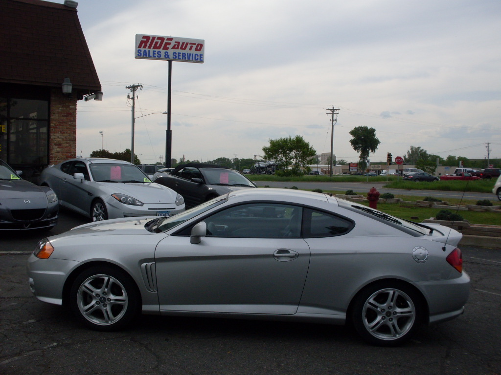 luisrideauto: 2003 Hyundai Tiburon GT, 5 Speed manuel 2.7 Liter V6 ...