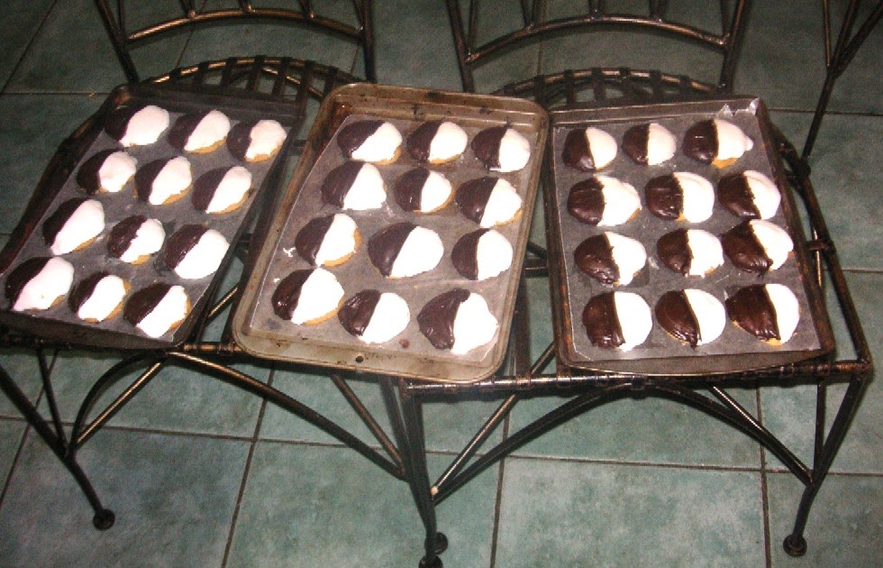 Juggling Frogs: Recipe for Creation Cookies (pareve, vegan) (Half-moon ...