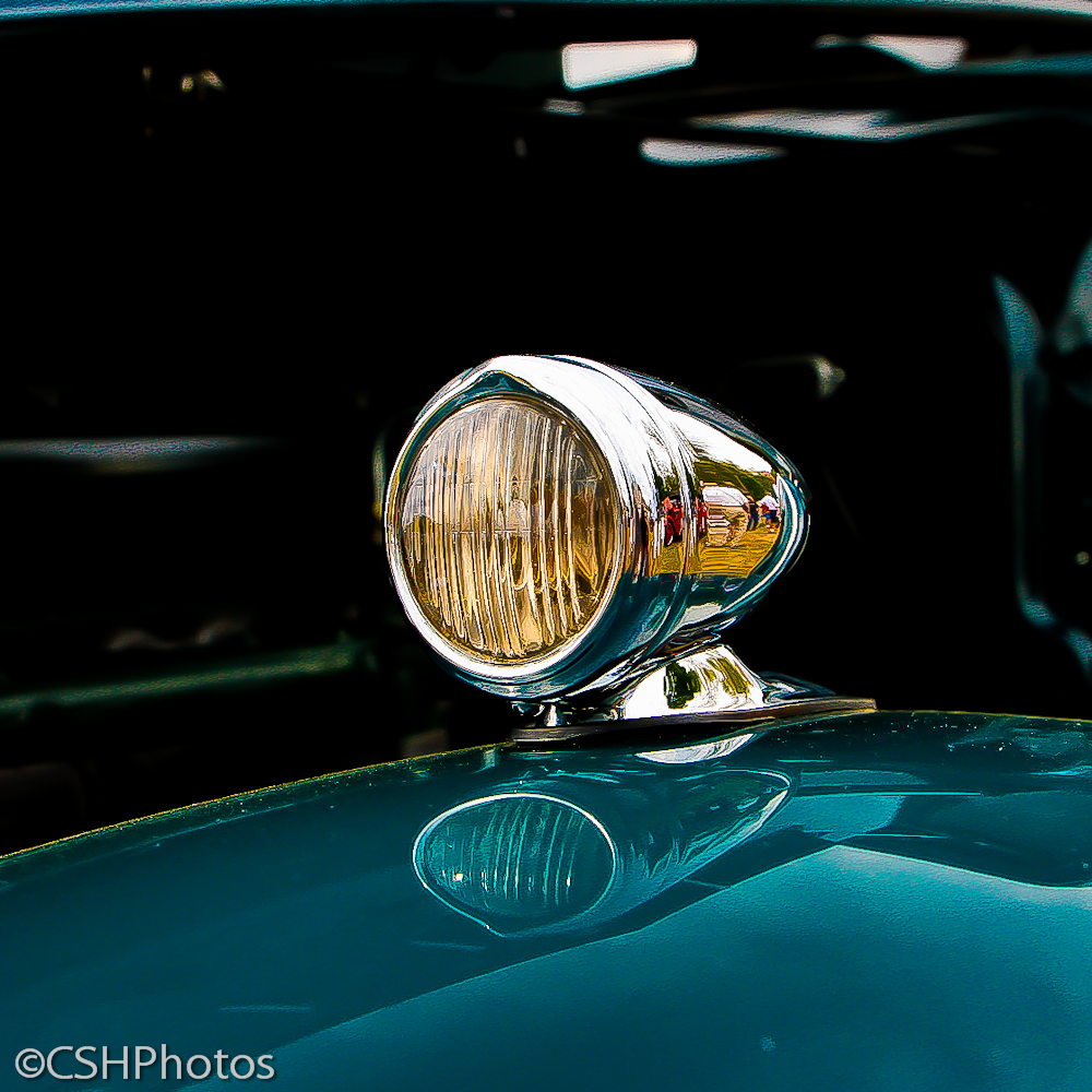 Porsches, Corvettes, Music and Photography: Turn Signals