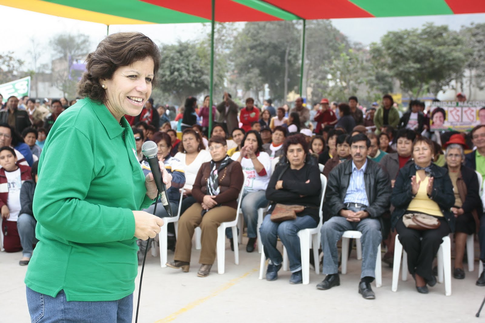 lourdes alcaldesa 2010: “VECINO: LOURDES, TE ESCUCHA”, EN EL DISTRITO ...