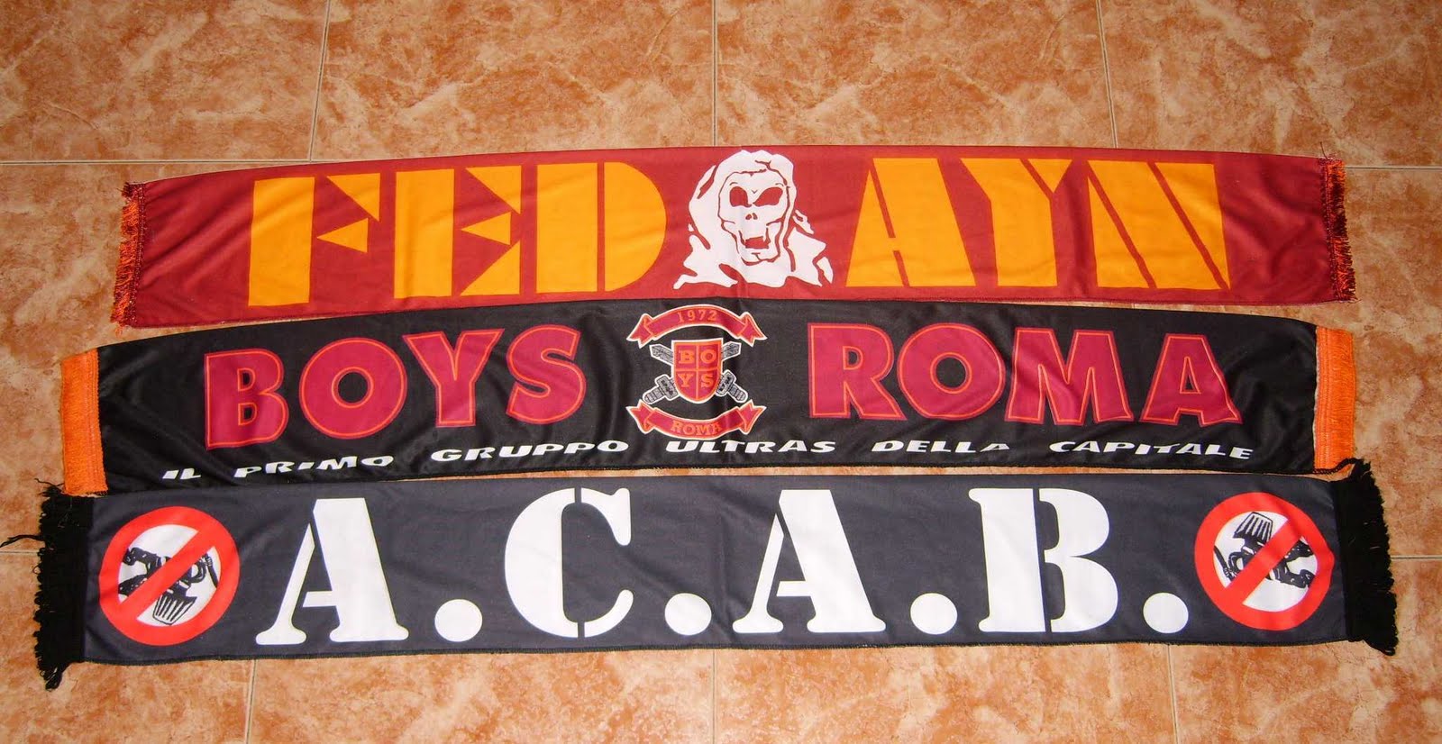 LAS BUFANDAS DEL HEAVY: BUFANDAS EN RASO (Fedayn Roma, Boys Roma, A.C.A.B.)