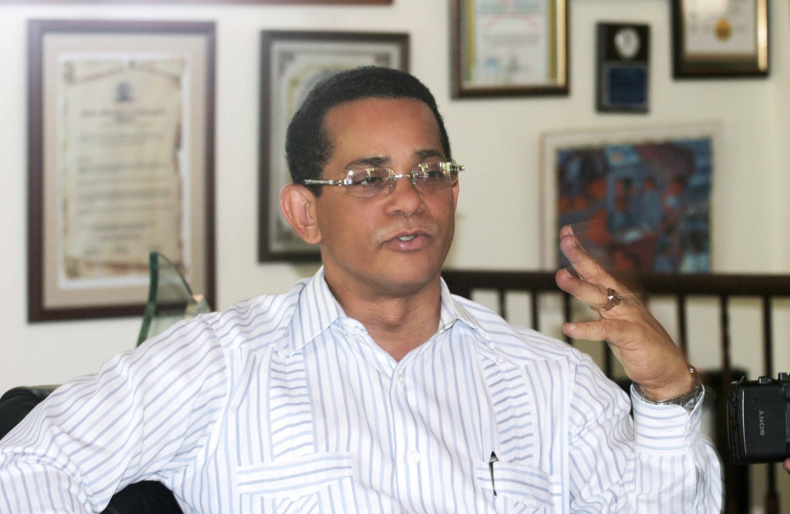 Oficina Senatorial de Espaillat: octubre 2010