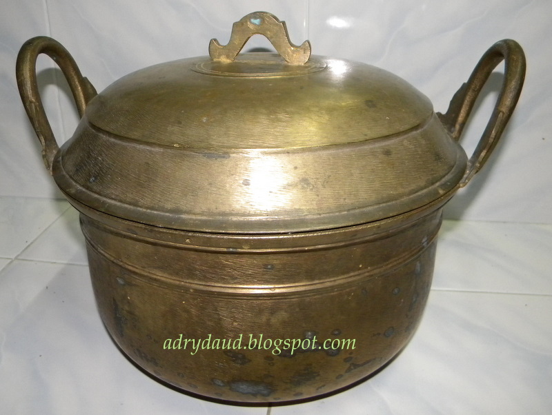 Dedaun Alam: Belanga Tembaga