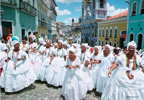 Coisas do Brasil: BAIANAS ! BAIANAS ! SÃO GENUINAMENTE BRASILEIRAS