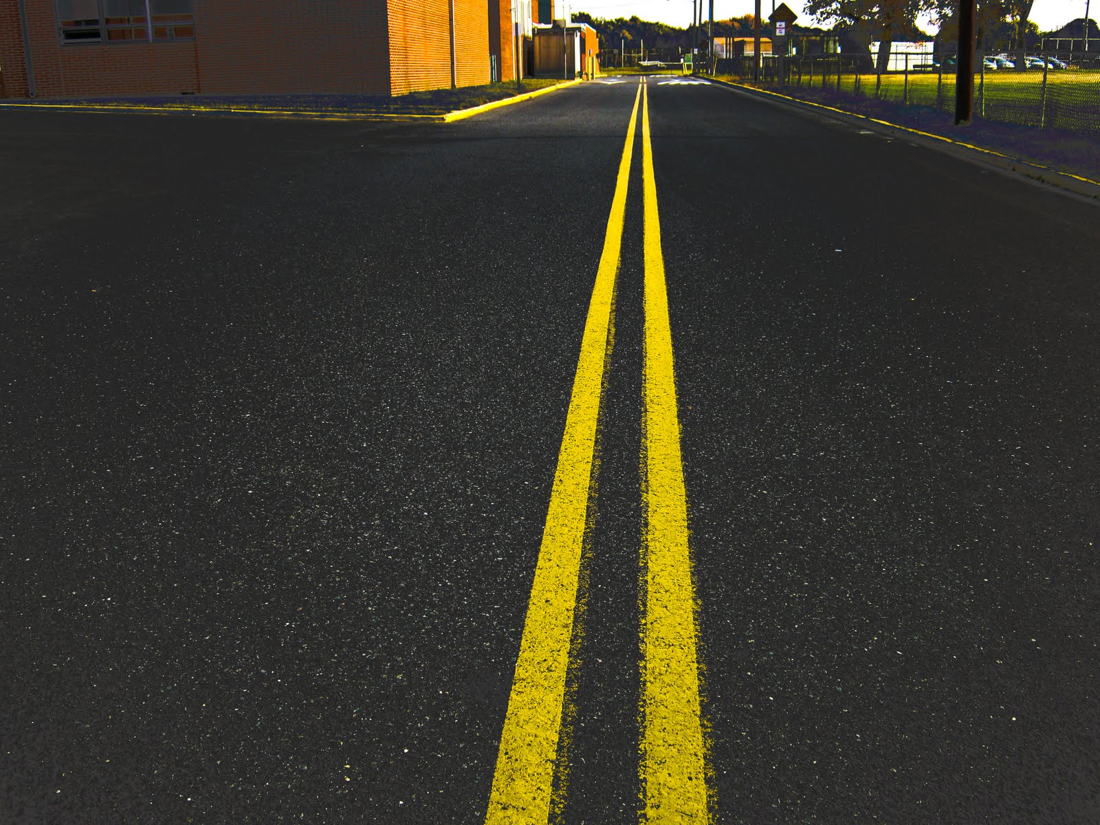 Bryans blog: leading lines of street.