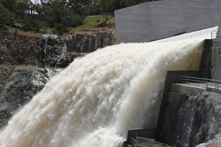 ACT Rural Fire Service Events: Spectacular images of the Googong Dam ...