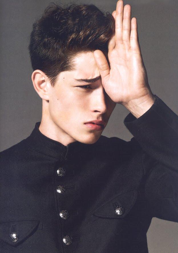 KORYVACUUM: Francisco Lachowski