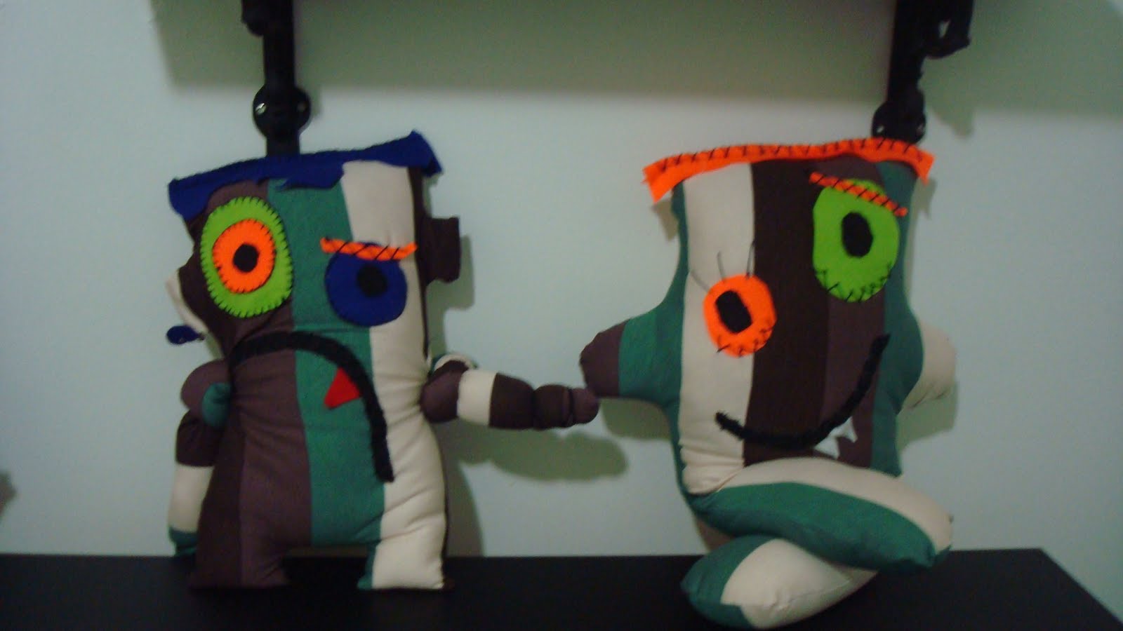 Gil: O que é toy art? Arte contemporânea criada por grafiteiros ...