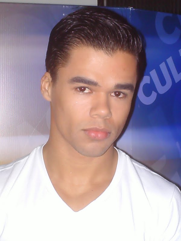 .: Corte e penteado de Daniel Pedro - lançamento da D and C for men ...