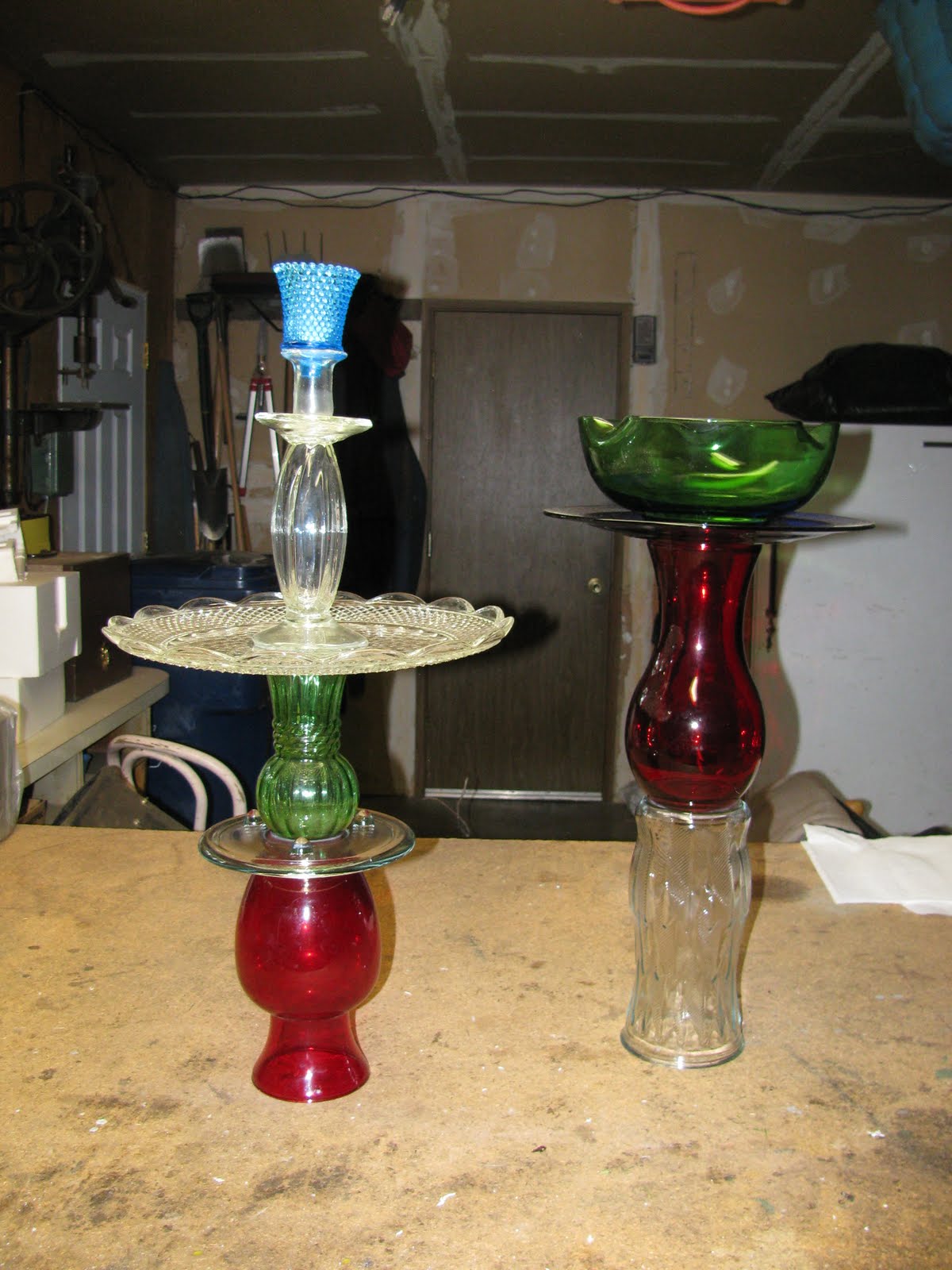 Linda Letters:: Yard Art: Glass in the Garden