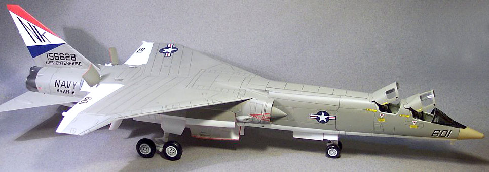 DECADES AFTER ITS FIRST FLIGHT, THE TSR2 RETURNS - AS A MISSILE-TOTING ...