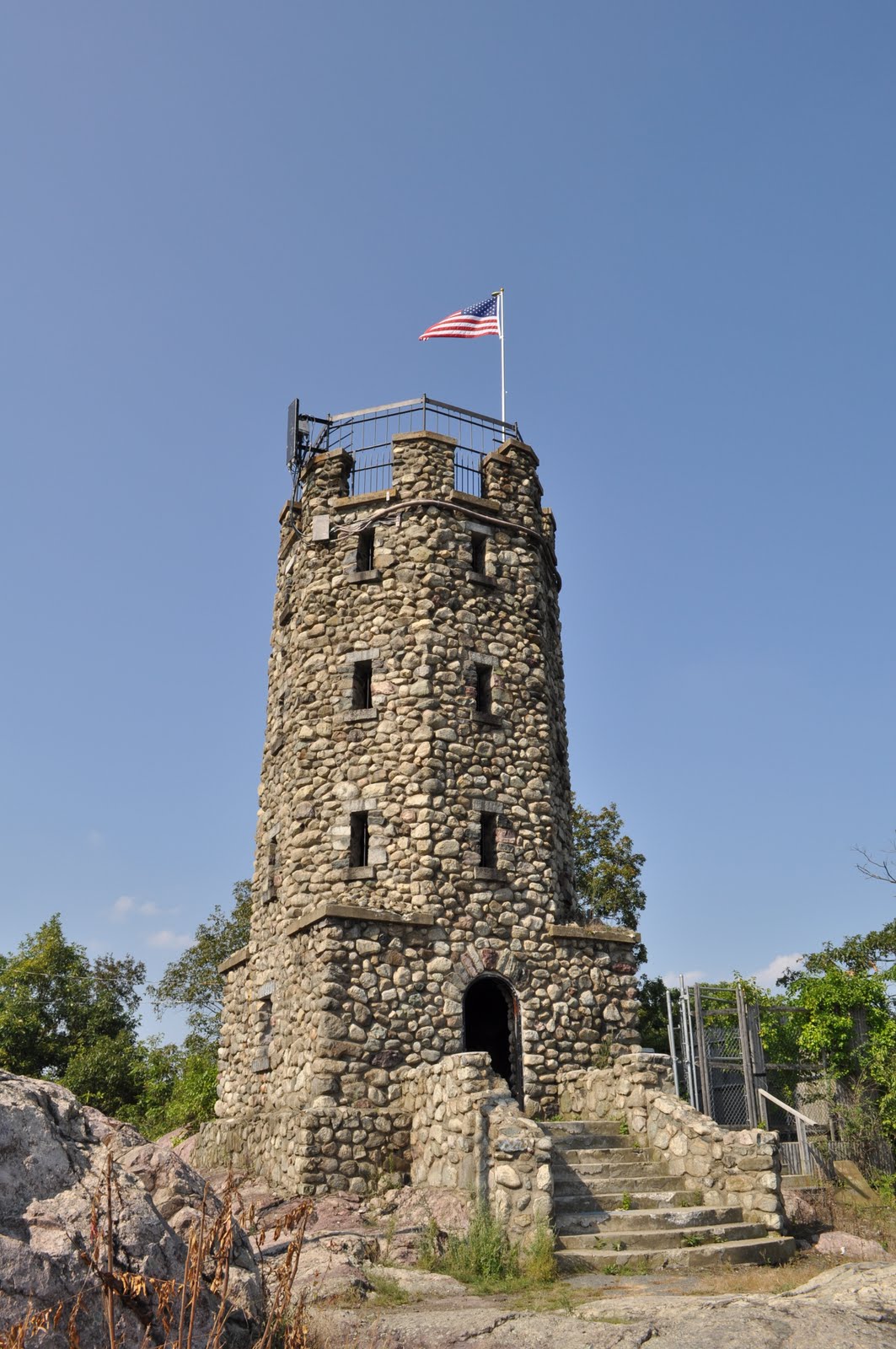 Creepy-chusetts, Strange-chusetts: Slayton Tower, Melrose