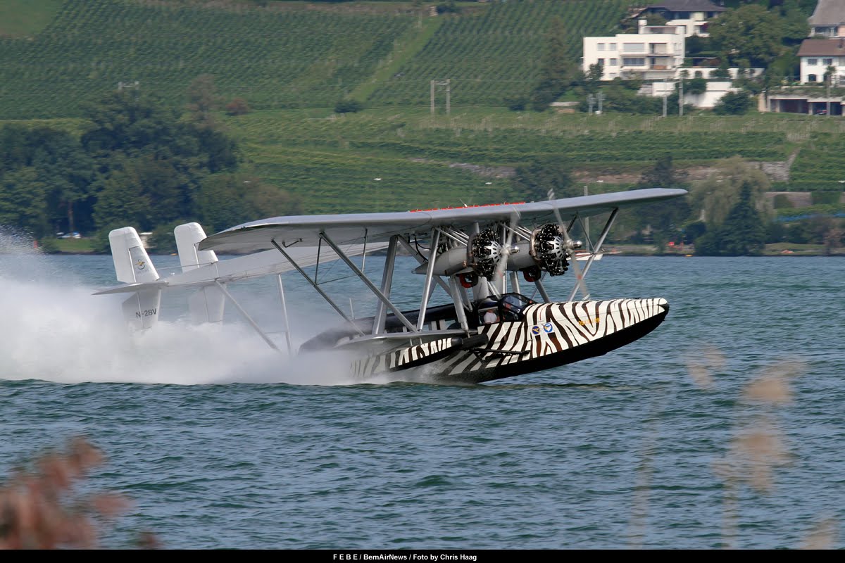 FEBE *** Worldwide Aviation Pictures by FEBE/BernAirNews © : N28V ...