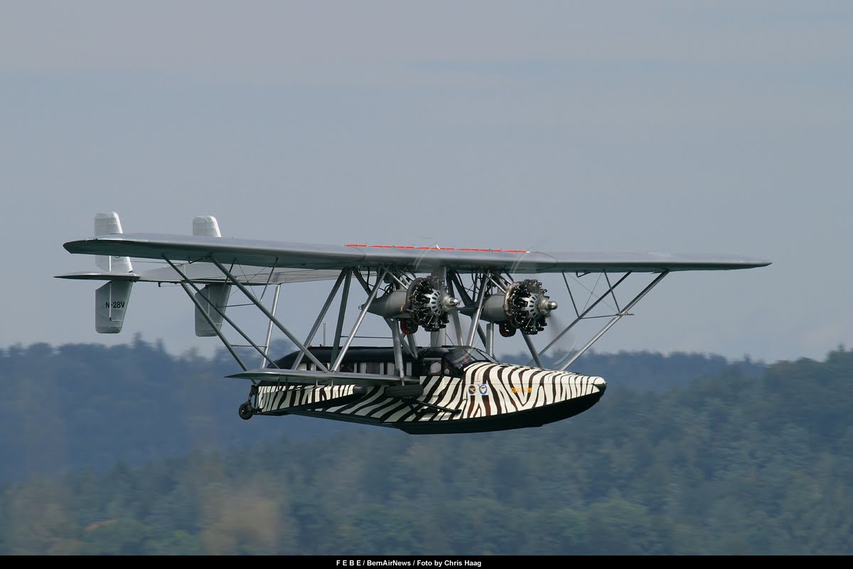 FEBE *** Worldwide Aviation Pictures by FEBE/BernAirNews © : N28V ...