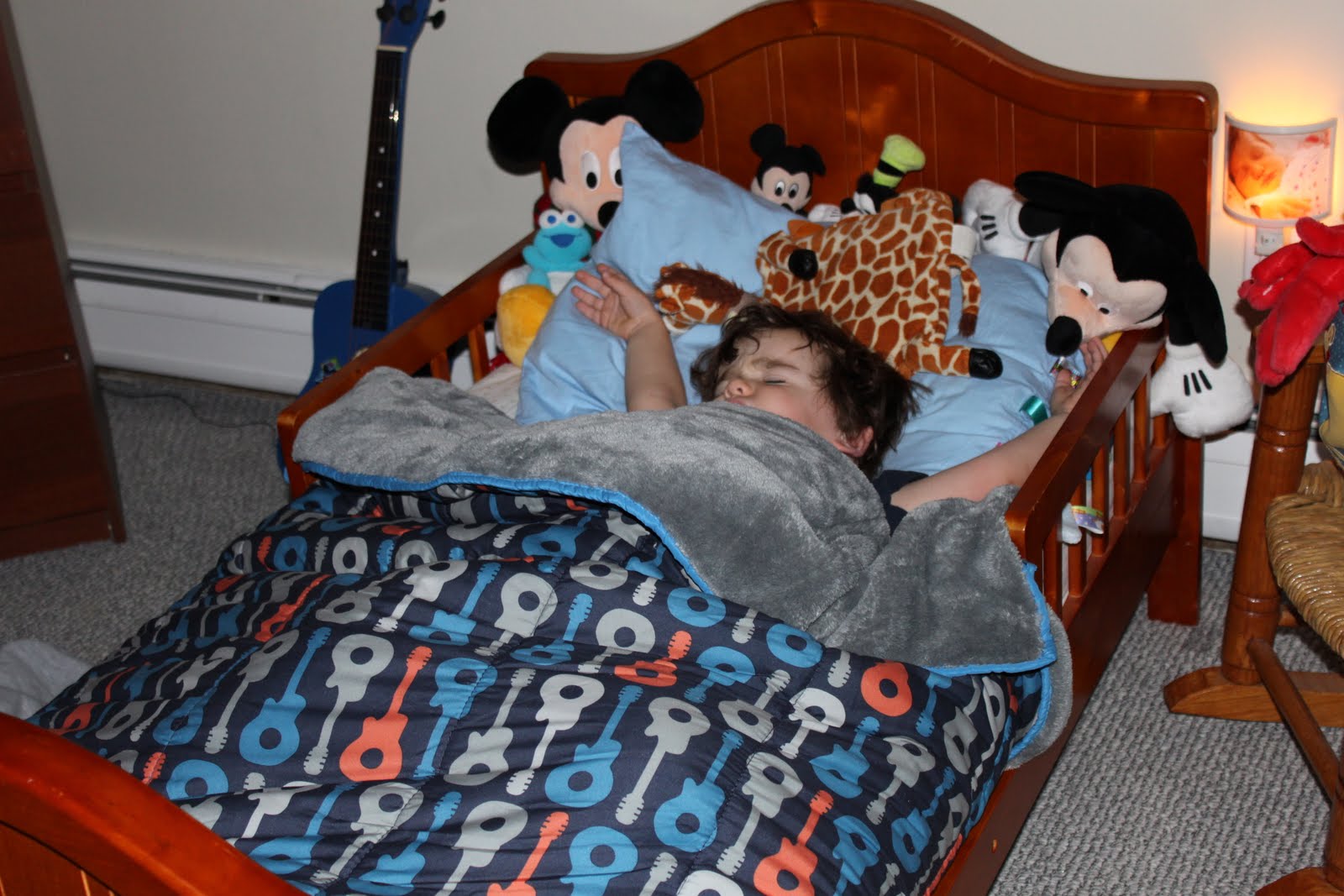 Baby Maslowsky: Time for a big boy bed!