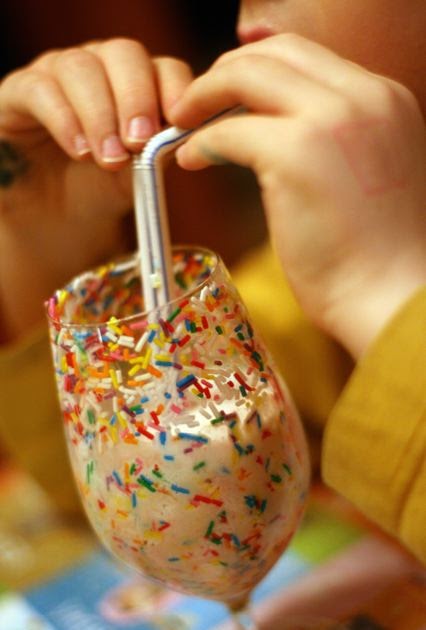 weelife: Sprinkle Milkshakes