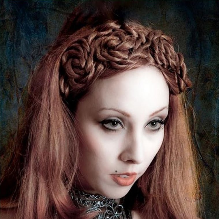 The Crafty Brides Blog: Beautiful Hair Pieces - Made to match your hair