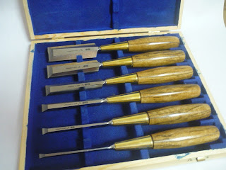 ~ the love of wood ~: Harold & Saxon Chisels