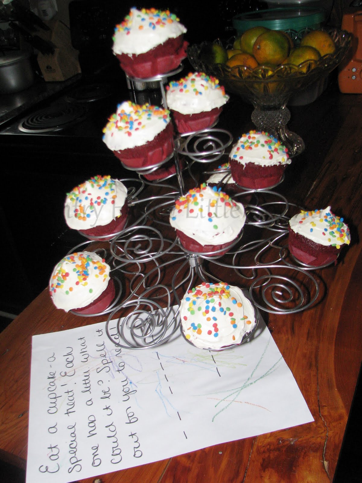 Little Country Home How To Make Homemade Cupcake Liners little-country-home-how-to-make-homemade-cupcake-liners