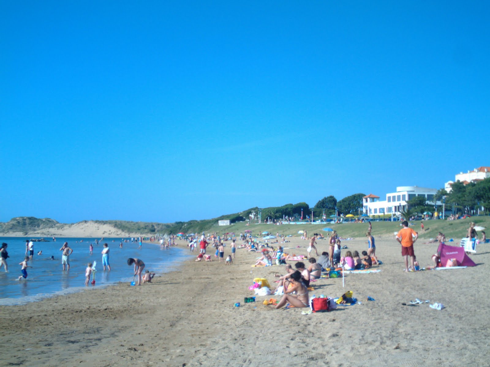 playas y paseos por la costa: PLAYA DE MOGRO