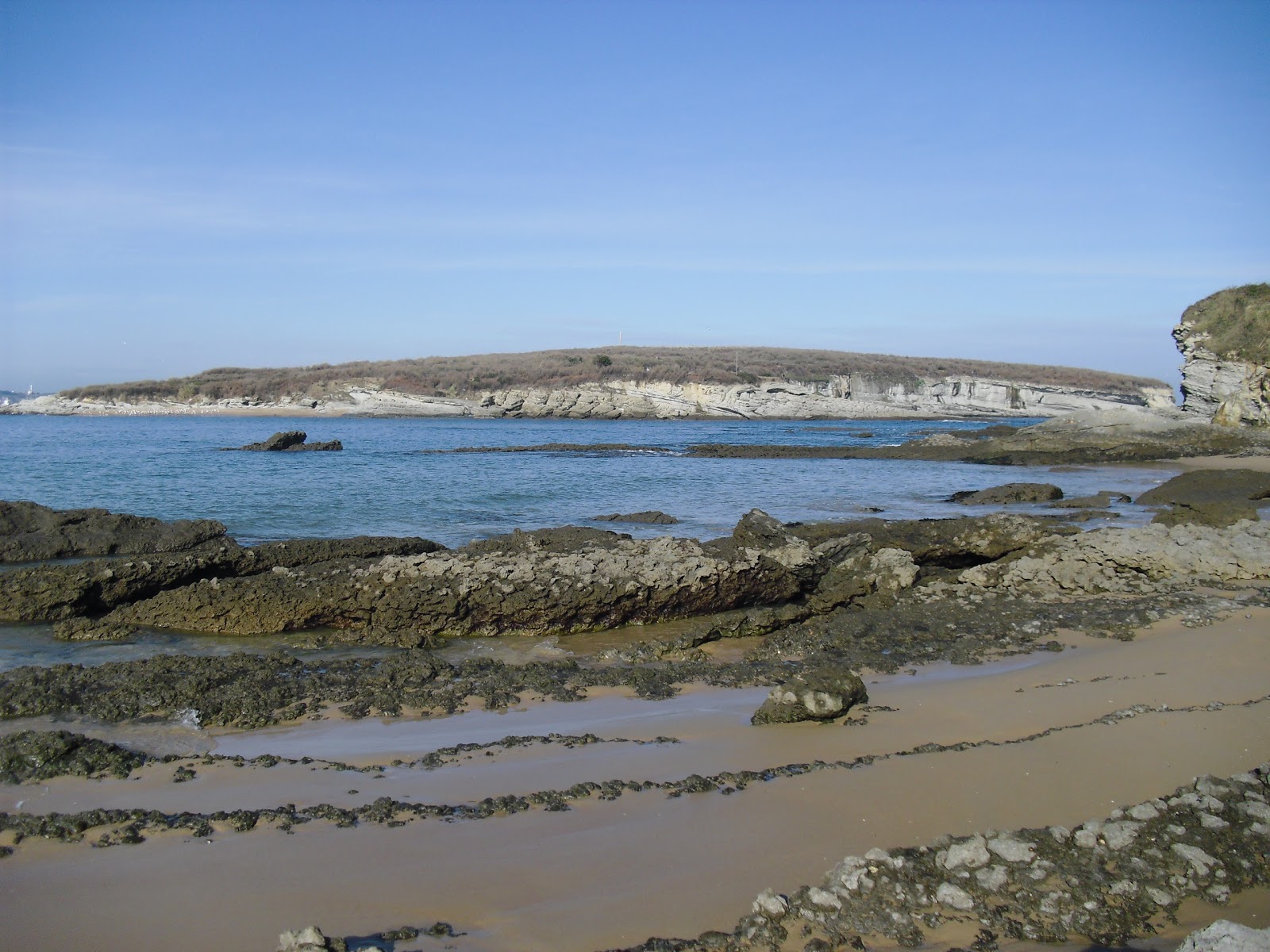 playas y paseos por la costa: LA ISLA DE SANTA MARINA Y SANTANDER DESDE ...