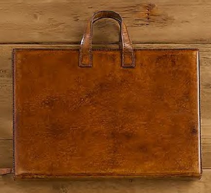 Dose of Design: Love it! - Leather laptop cases
