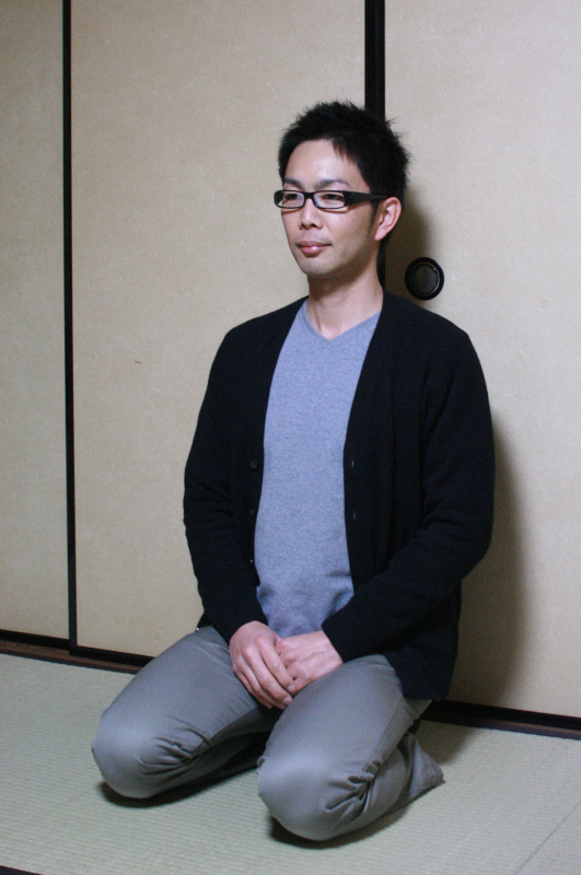 Tales of Japanese tea: Seiza, the sitting style in the tea room