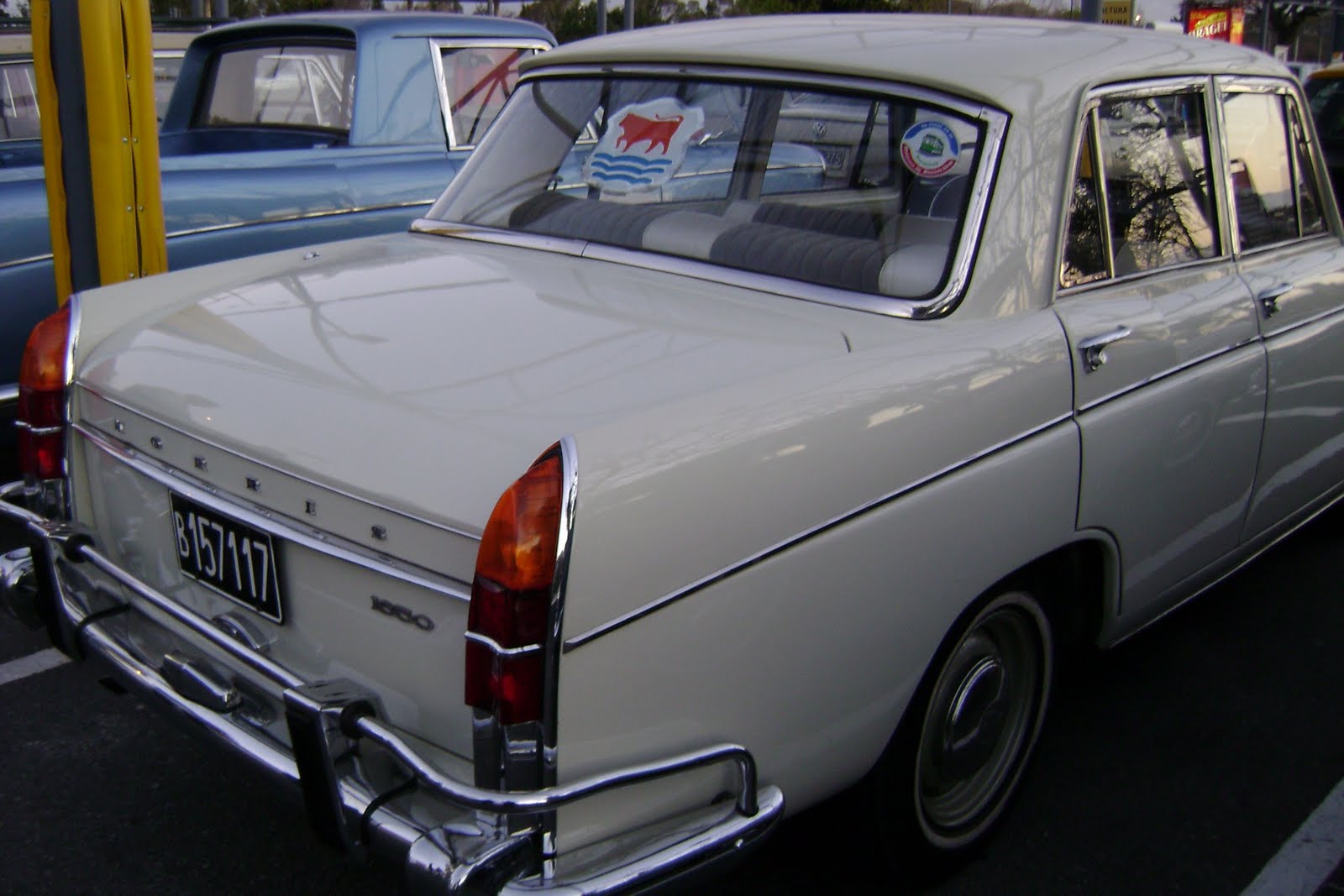 Fosiles mecanicos: El Morris ´66 de Gustavo