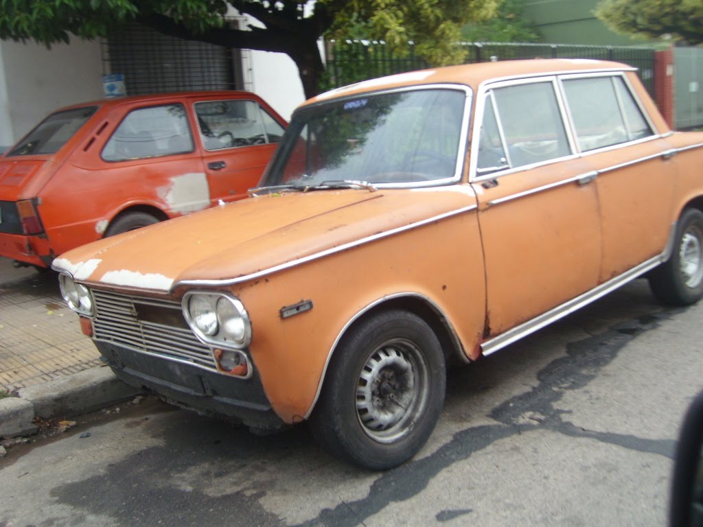 Fosiles mecanicos: Fiat 1500 x 2: sedán y rural