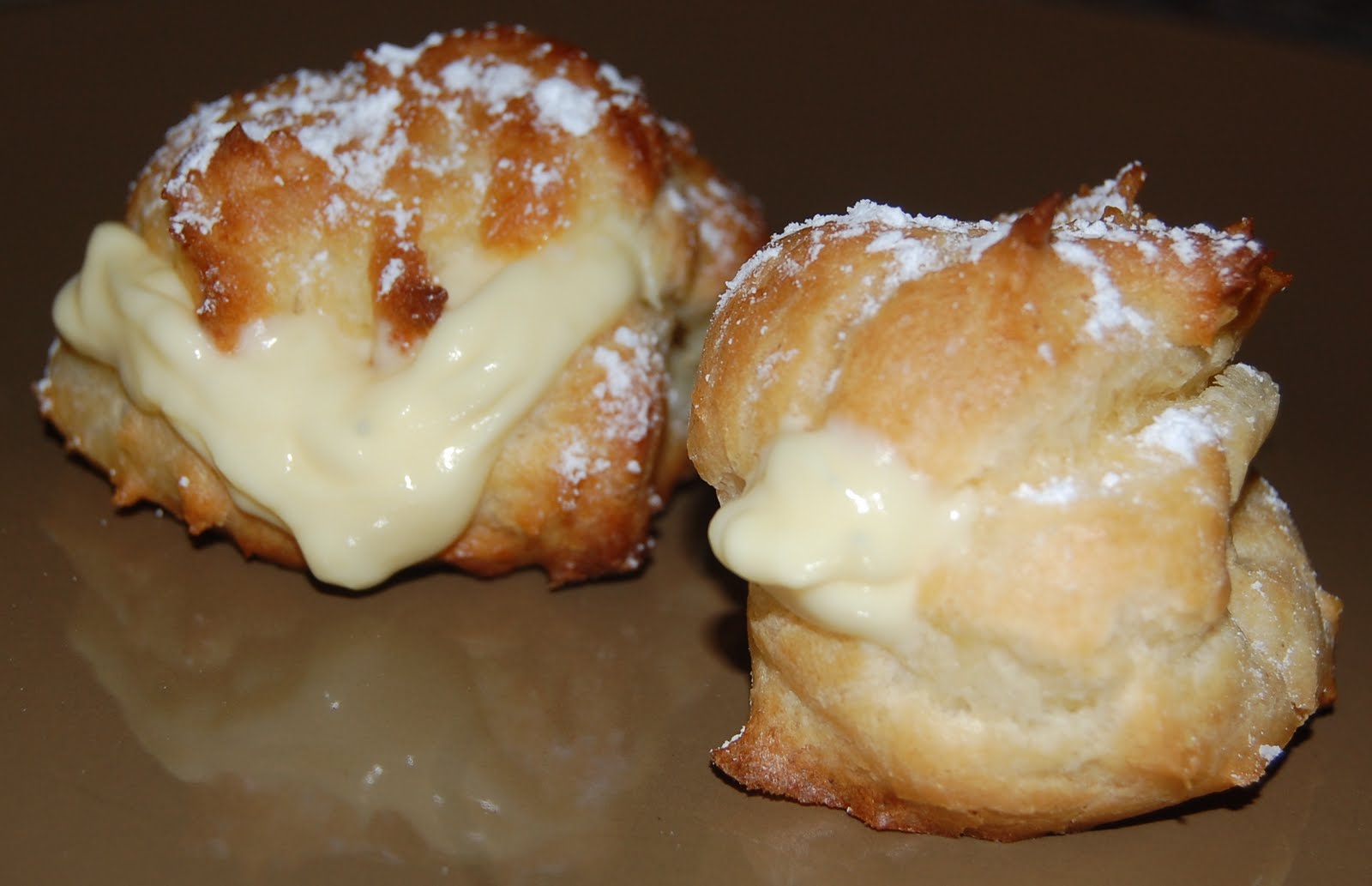 Jaime and Jen Dish: Cream Puffs with Vanilla filling