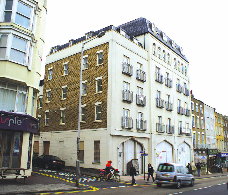 Margate Architecture: For Sale: Gate Quays, Marine Gardens, Margate CT9 1RU