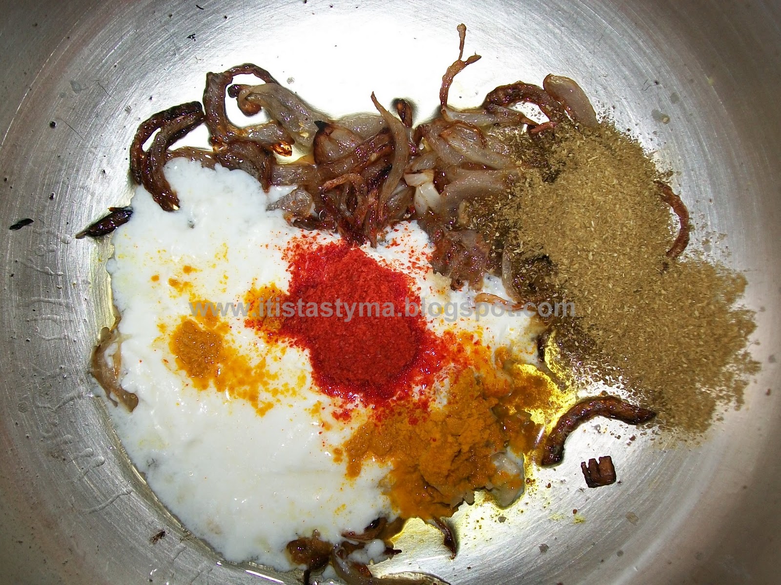 It is tasty ma!: Potoler Dorma -- Stuffed Parwals (Pointed Gourd)