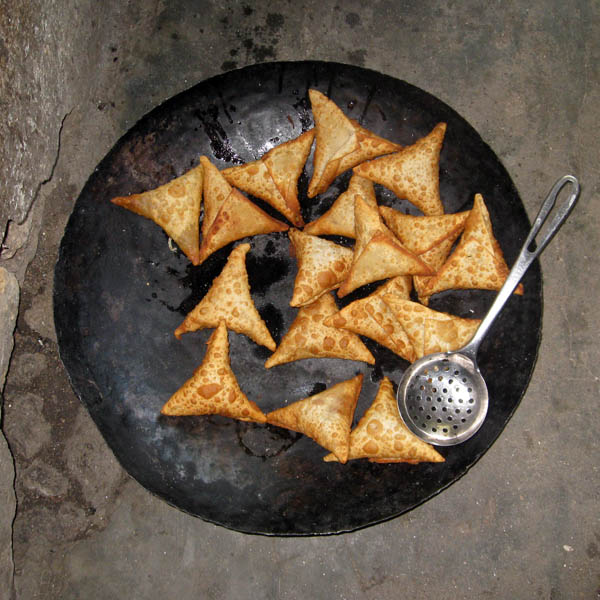 Cooking sambusa! | en root rwanda