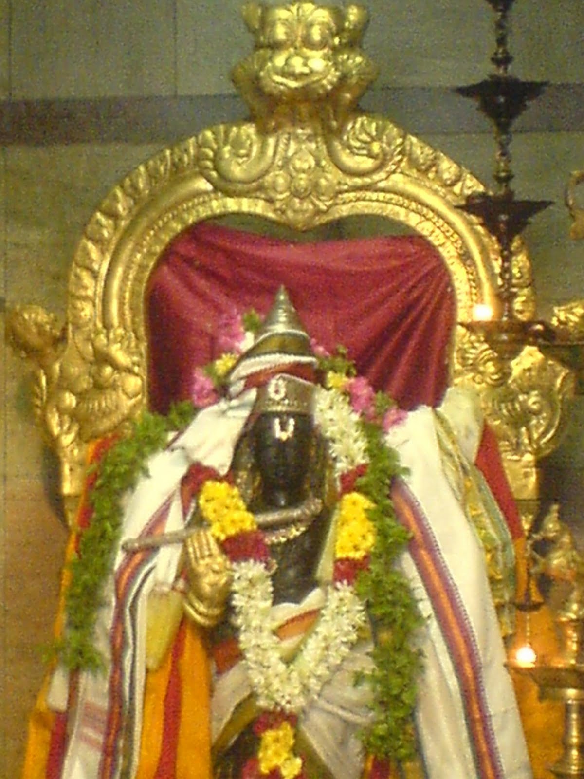 Lord Krishna: Sri Navaneetha Krishnan, Sri Chakkarathalvar Temple in ...