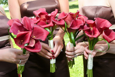 sisters floral design studio: Deep, Red Fall bouquets