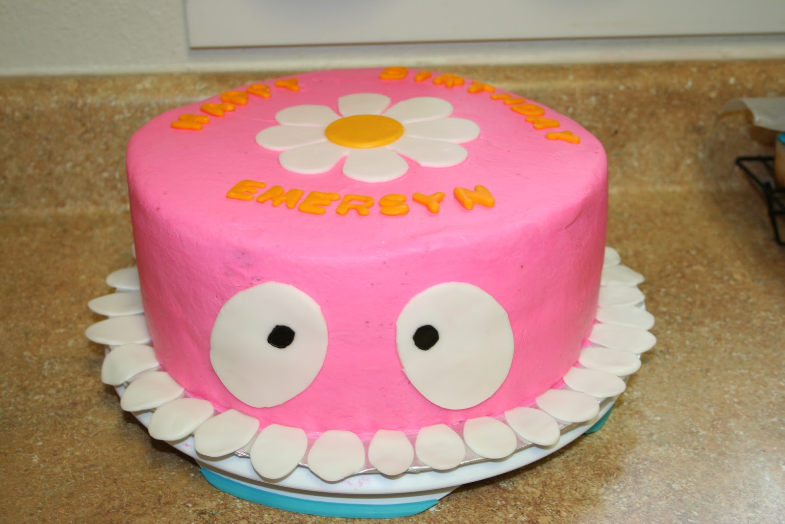 Sweet Bakin' Mamas: Foofa cake ( Yo Gabba Gabba)