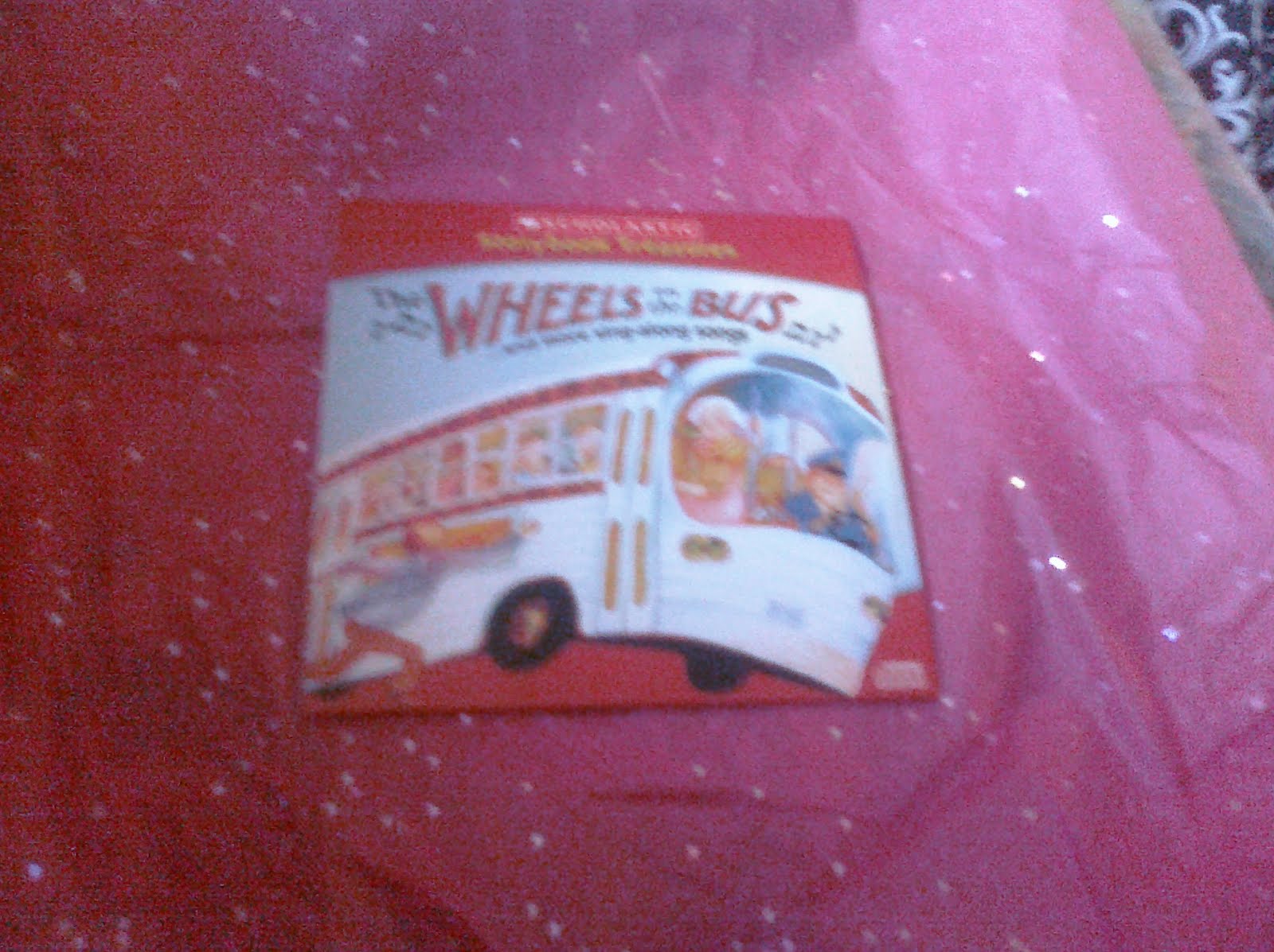 Giggling kids: Scholastic Storybook Treasures Review - The Wheels on ...