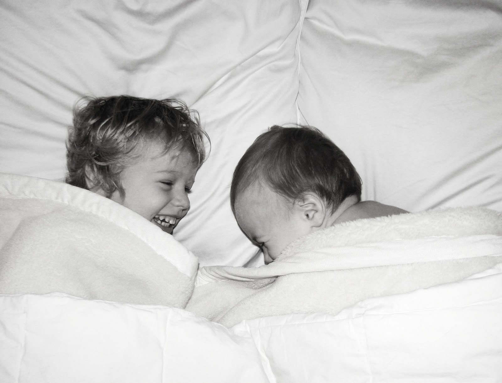 Snuggle up | Lauren Liess