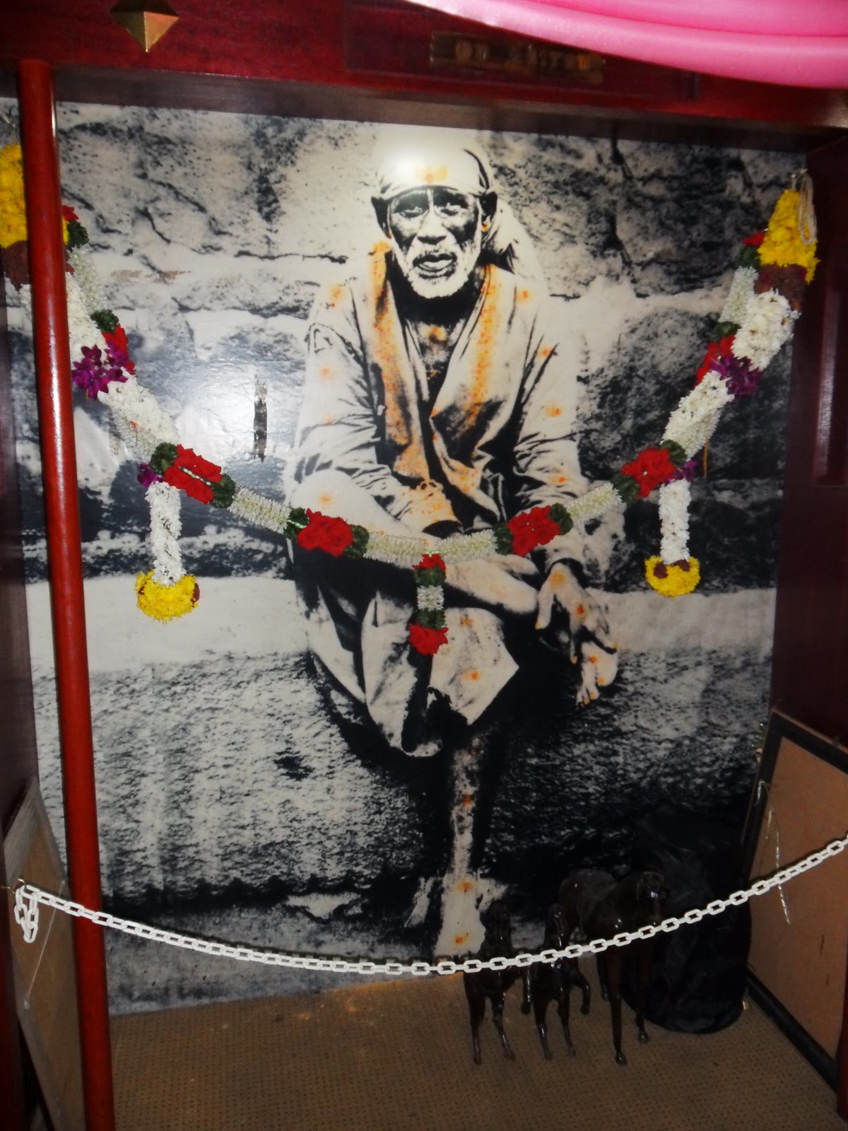 SHIRDI SAI BABA MIRACLES: My Visit to NagaSai Temple Batu Caves.